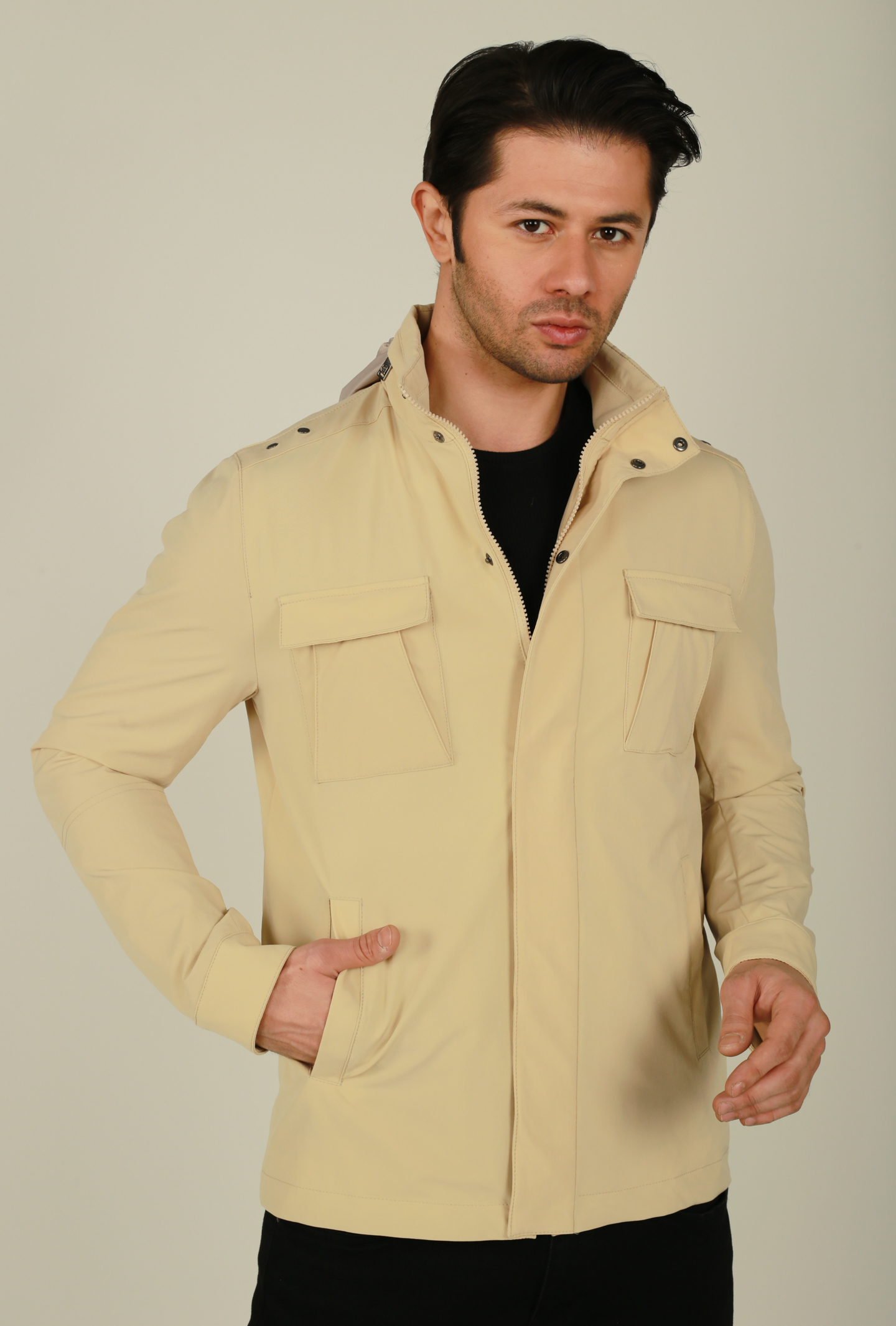 Brango. BRANGO MONT EKRU