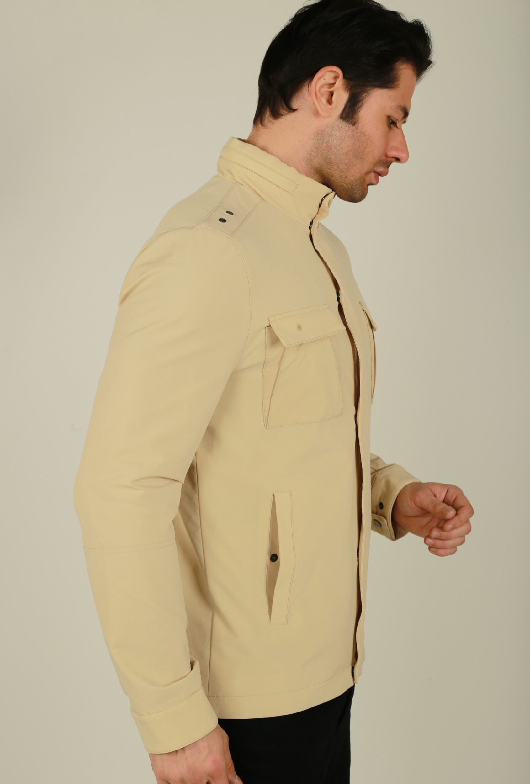 Brango. BRANGO MONT EKRU